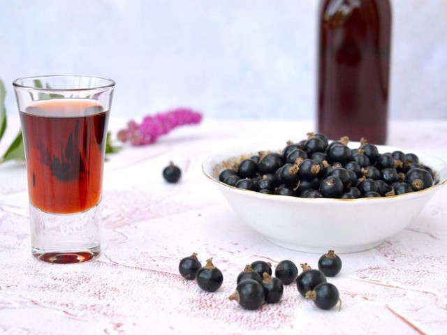 Very Good Recipes of Cassis