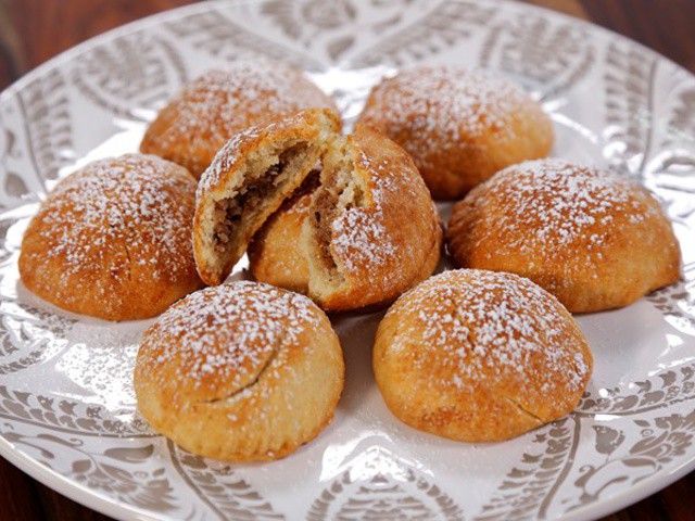 Very Good Recipes of Mixed nuts from LEBANESE RECIPES