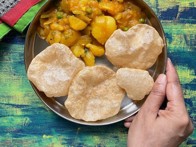 Poori Kurma Poori Masala | Hotel Style Puri Curry Recipe